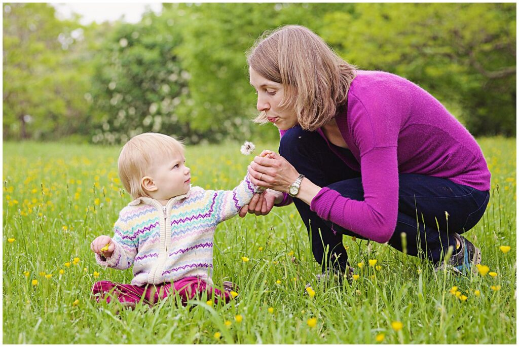 How to Guarantee the Best Spring Family Photo Session by Cara Soulia